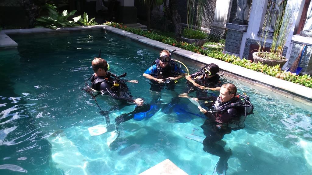 PADI Divemaster Course - Bali, Indonesia